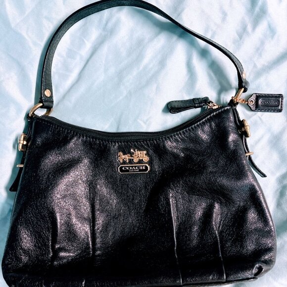 Coach | Bags | Authentic Coach Swingpack Small Hobo Style No G8244371 ...